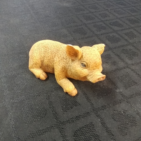Designers Originals | Accents | Polyresin Pig Figurine | Poshmark